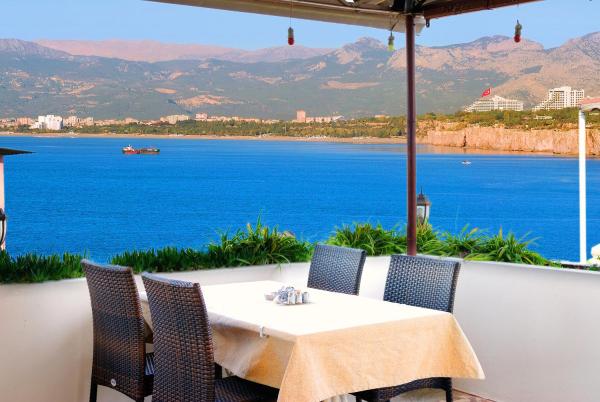 Single Hotel Room In Kaleici (1 Single Bed) - Döşemealtı