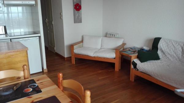 Charmant T2 Avec Cabine Fermée Et Terrasse - Pyrénées-Orientales