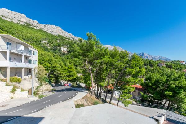 Apartments Lile - Brela