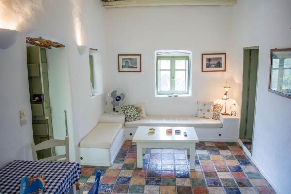 Perivoli House - İos