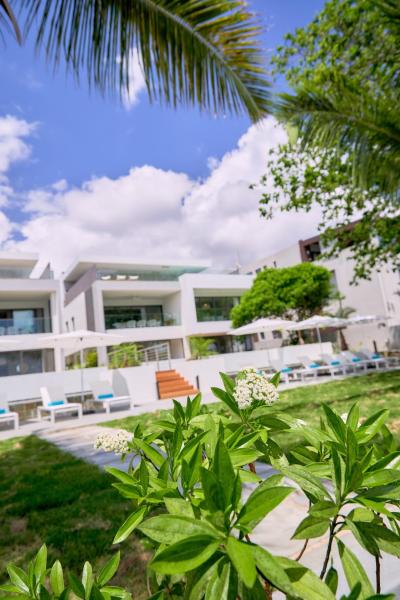 Les Estivales Beachfront Suites & Penthouses By Lov Mauritius - Maurice