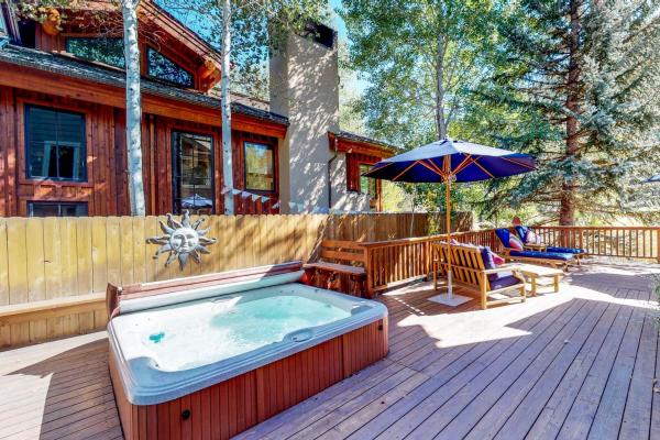 Creekside Retreat - Ketchum, ID