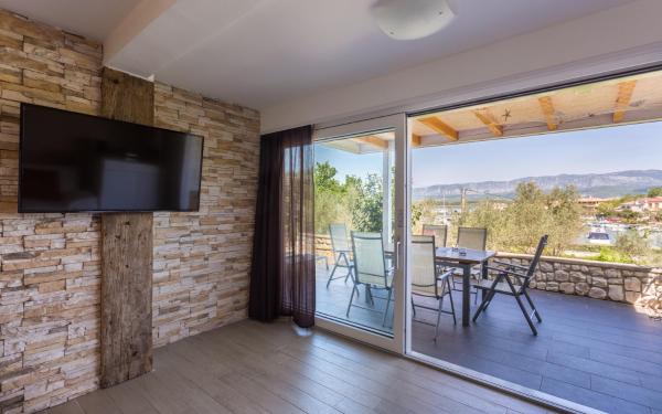Apartment Trava Just A Few Steps From The Seaside - Verbenico