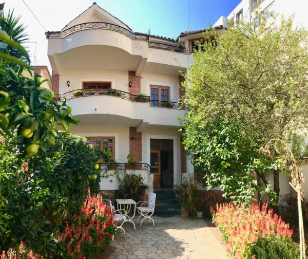 Garden Boutique B&b - Tirana
