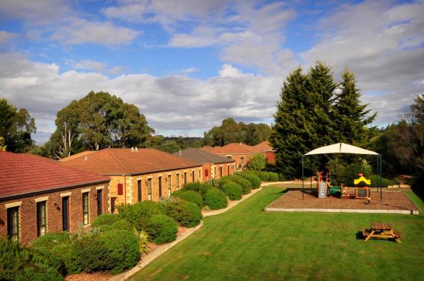 Country Club Villas - Tasmania