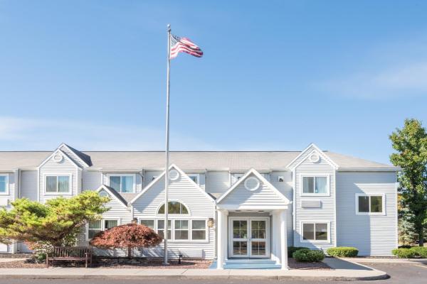 Microtel By Wyndham Victor - Canandaigua, NY