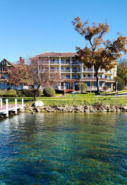 Bella Vista Suites Lake Geneva - Lake Geneva, WI