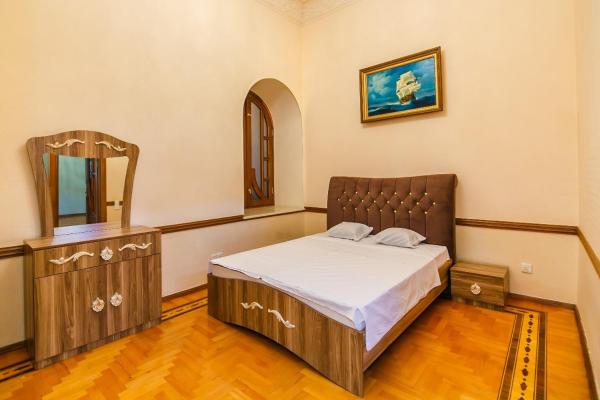 Квартира в Центре 3 спальни - 亞塞拜然