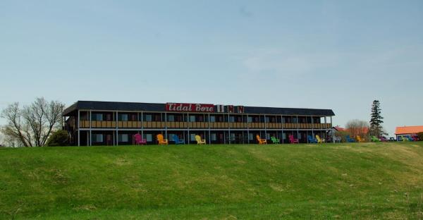 Tidal Bore Inn - Nova Scotia