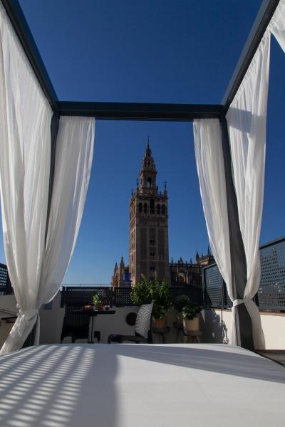 Welldone Cathedral - Seville, Spain
