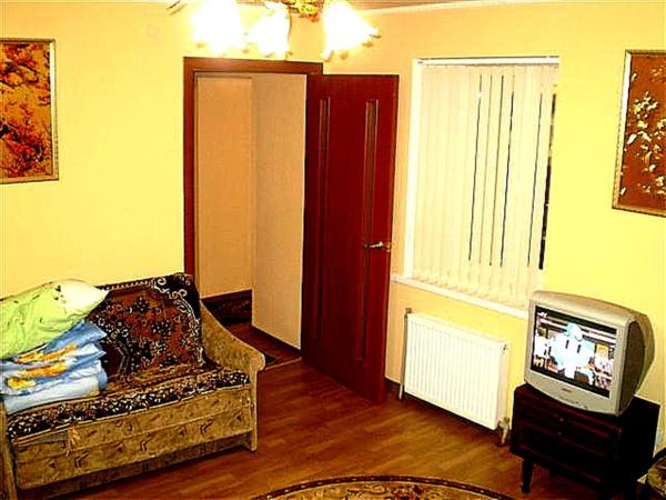 2 ком квартира Соборная-Макарова-Макдональдс 4 дивана Wi-fi самый центр Николаева 2 этаж - Херсонская область