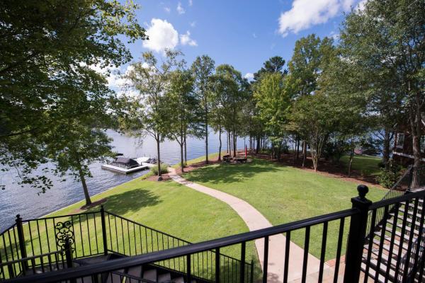 The Pointe - Eatonton, GA