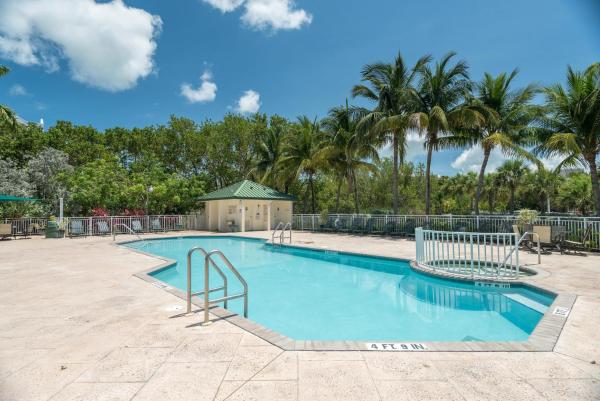 Sunrise Suites Panama Suite #310 -