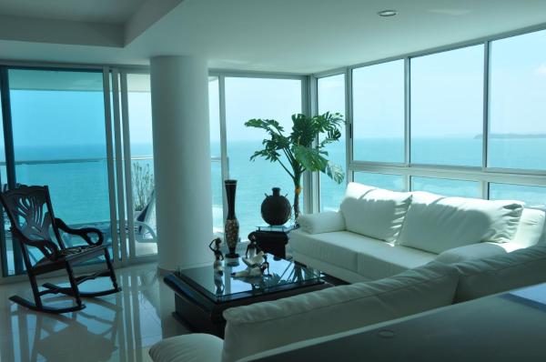 Cartagena Beach Front Apartments - Cartagena