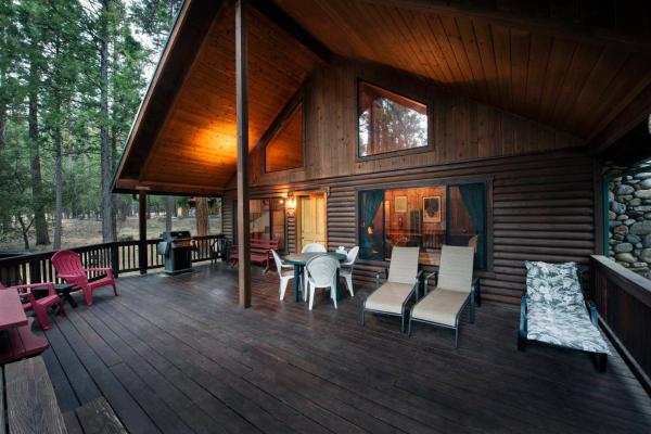 24 Wawona Cabin - Wawona, CA