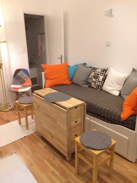 Very Close Studio Apartment - Zagreb