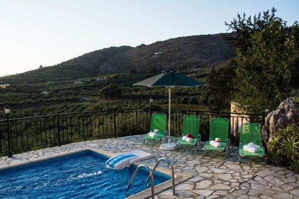 Villa Manos - Greece