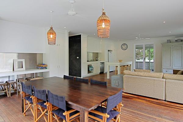 4 Bedroom House With Pool - Byron Bay