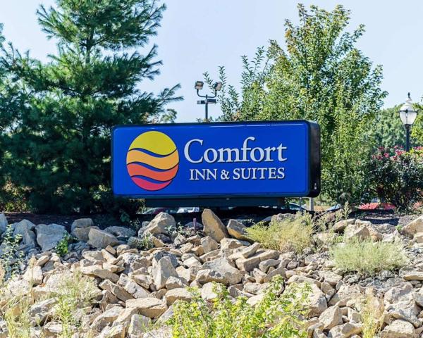 Comfort Inn & Suites Lawrence - University Area - Lawrence, KS