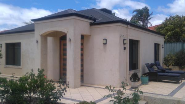 Lake Estate Stay - Perth