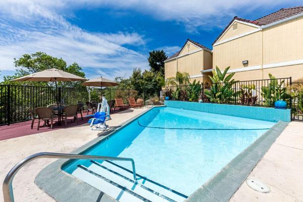 Quality Inn & Suites Capitola By The Sea - Scotts Valley, CA