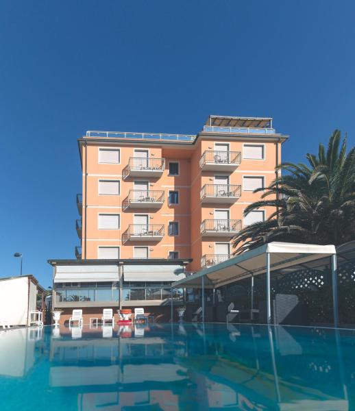 Hotel Bixio - Viareggio