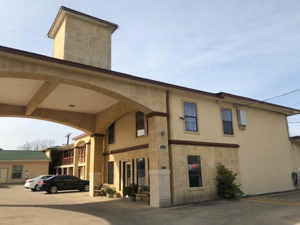 Pinn Road Inn And Suites Lackland Afb And Seaworld -