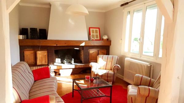 Maison Spacieuse Renovée - Bar-le-Duc