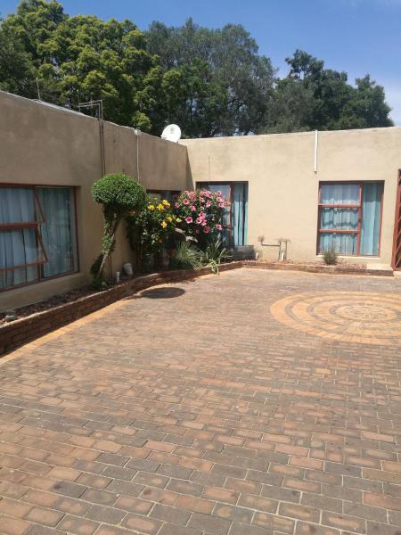 Naisar Sparkling Apartment - Edenvale