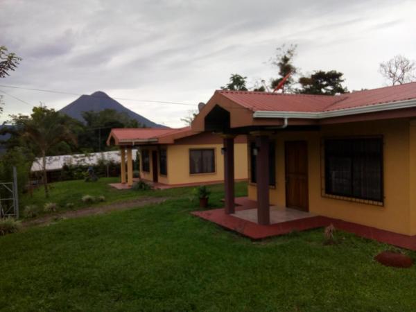 Casas De Campo Las Pavitas Cottages "Red Frog" - Costa Rica