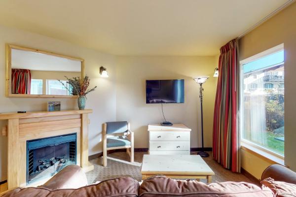 Icicle Village Resort 506 - Pool, Hot Tub, Walk Downtown - Leavenworth, WA