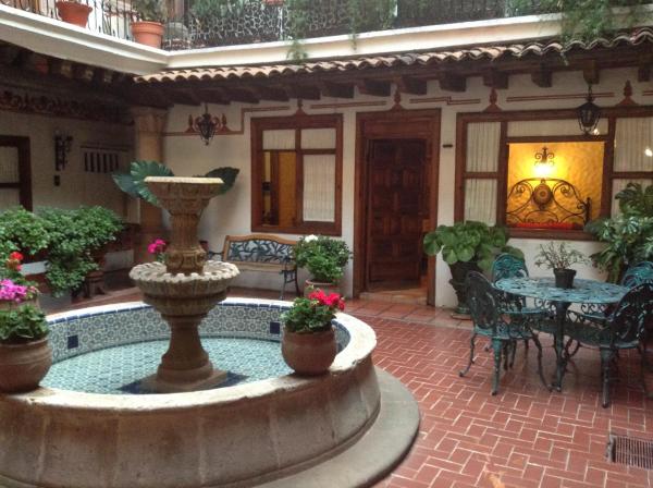 Hotel Los Escudos - Pátzcuaro