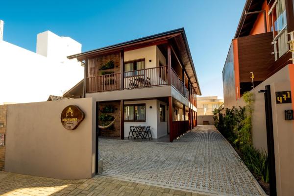 Banzai Brava Suítes - Balneário Camboriú