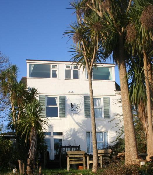 Coast Accommodation - St Ives