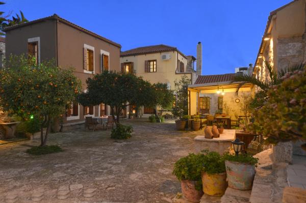 Troullos Traditional Homes - Crete