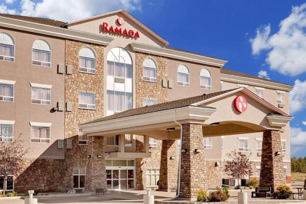 Ramada By Wyndham Lac La Biche - Alberta