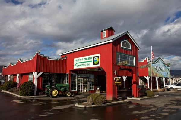 Cousin's Country Inn - Oregon
