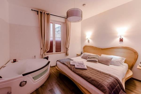 Flatinrome Trastevere Deluxe Rooms - Green Patio - Rome