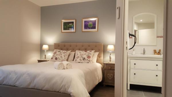 Hôtel Chez Jacqueline - Luynes