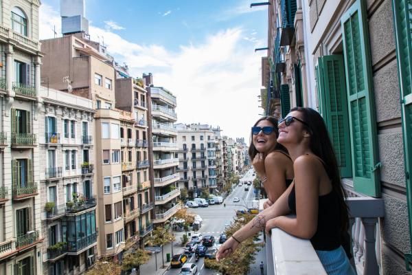 Bed In 6 Bed Mixed Dorm Sant Jordi Rock Palace - Badalona