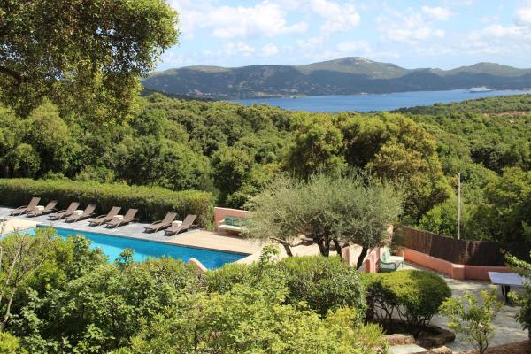 Swim Lodge Hotel Piscine Privée Ou Jacuzzi Privé - Corse-du-Sud