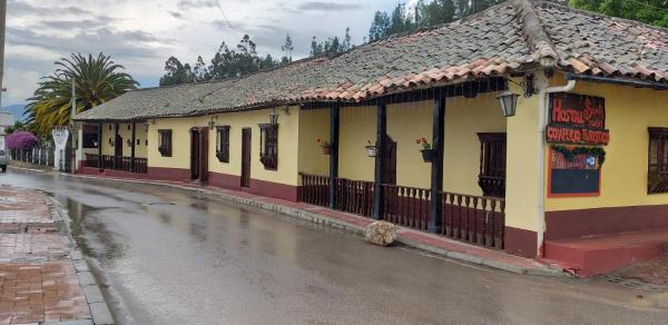 Hostal Complejoturístico Santa Isabel - Tota