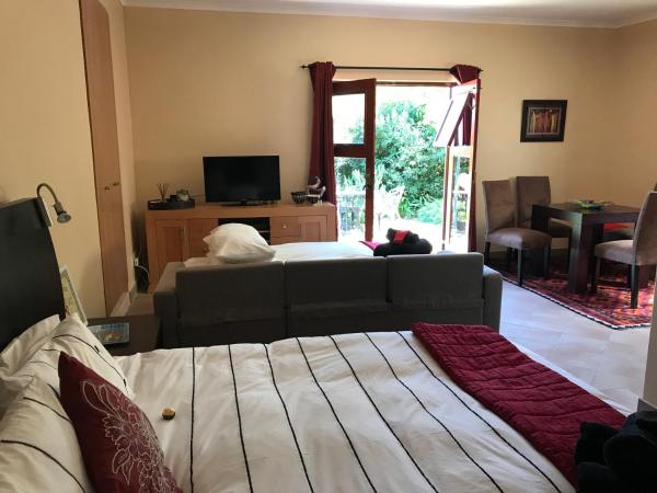 Wine Cottage By The Sea - Somerset West