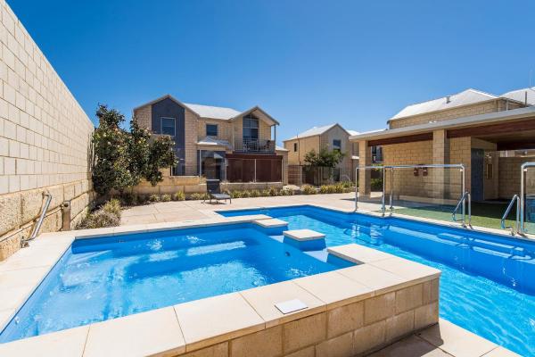 Serenity On The Terrace - Perth