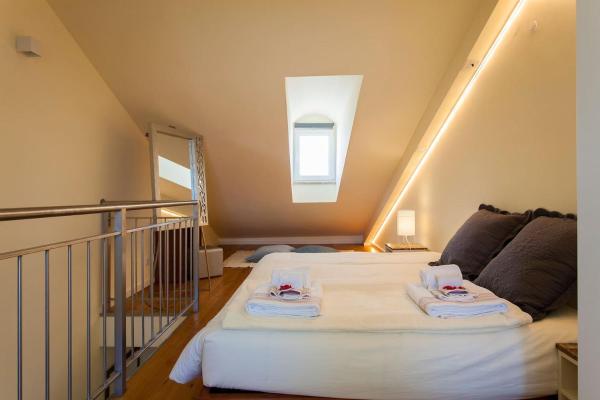 Exquisit Flat Left - Lumiar