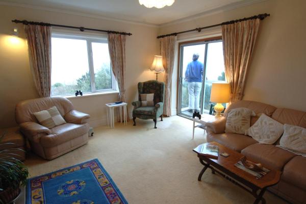 Seawall, 30a Burlington Road - Dorset