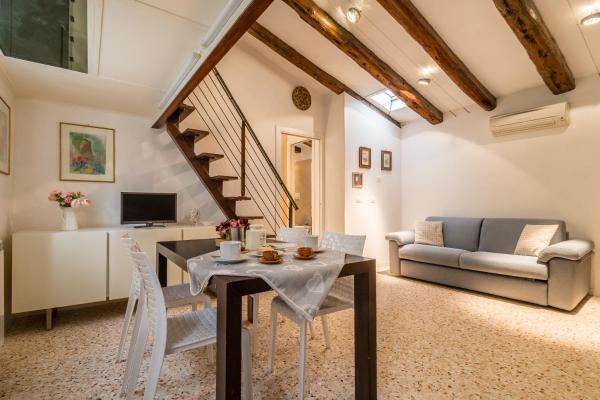 Corderie De La Tana Biennale Exhibition @Arsenale - Benetke