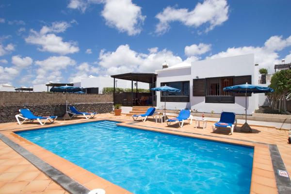 3 Bedroom Villa Venus Jupiter And Neptune With Private Heated Pool - Lanzarote