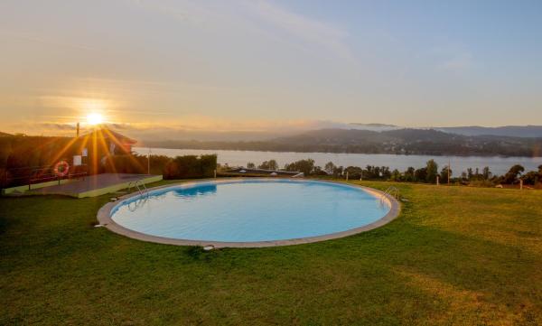 River-side Villa - La Guardia, España