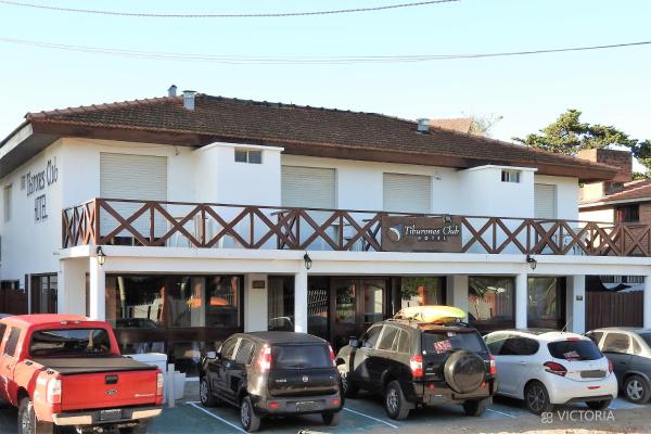Hotel Tiburones Club -